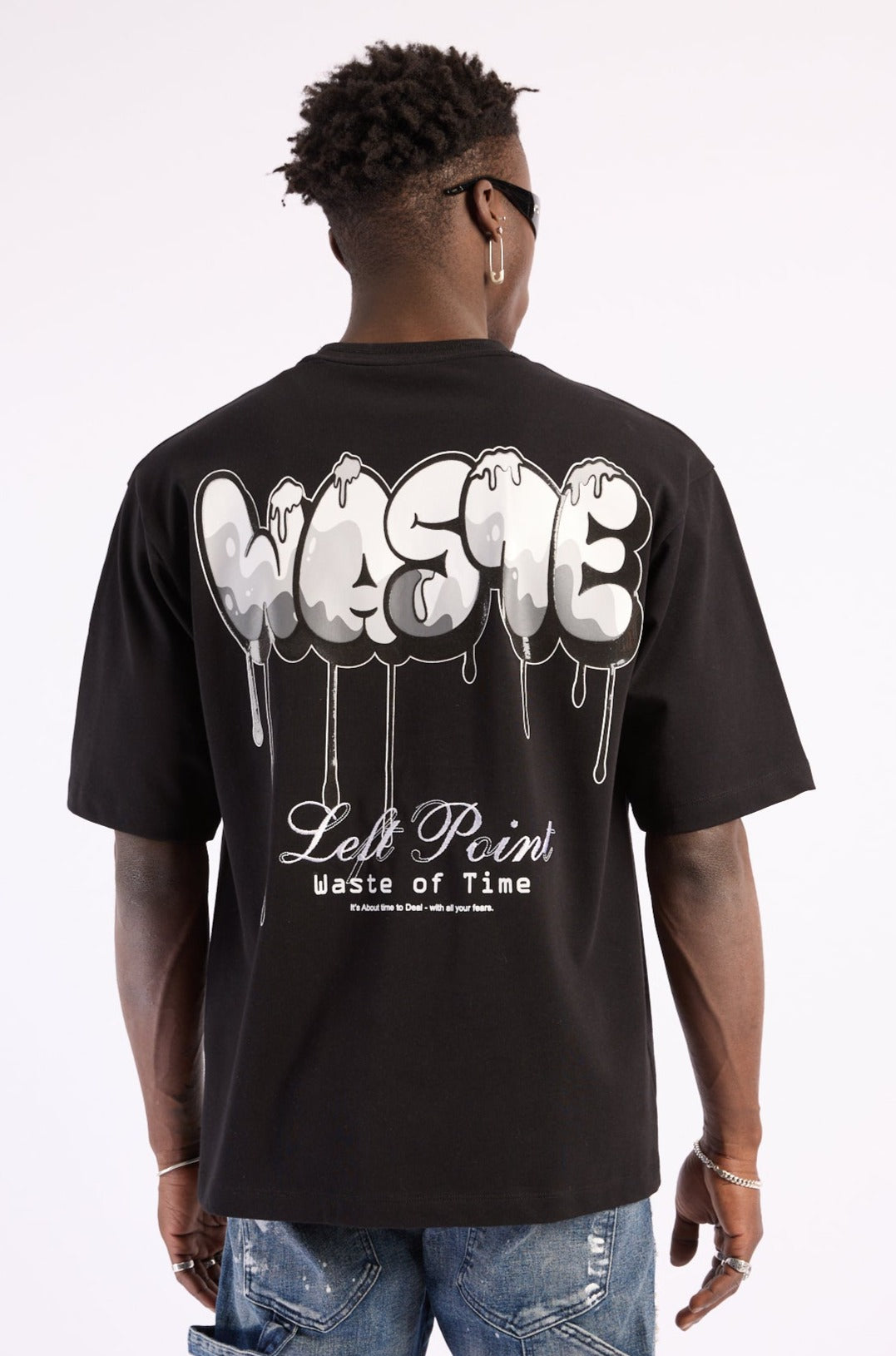 Prints in T-Shirt – Left Point